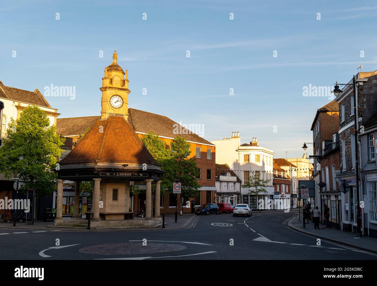 Thames tower reading hi-res stock photography and images - Alamy