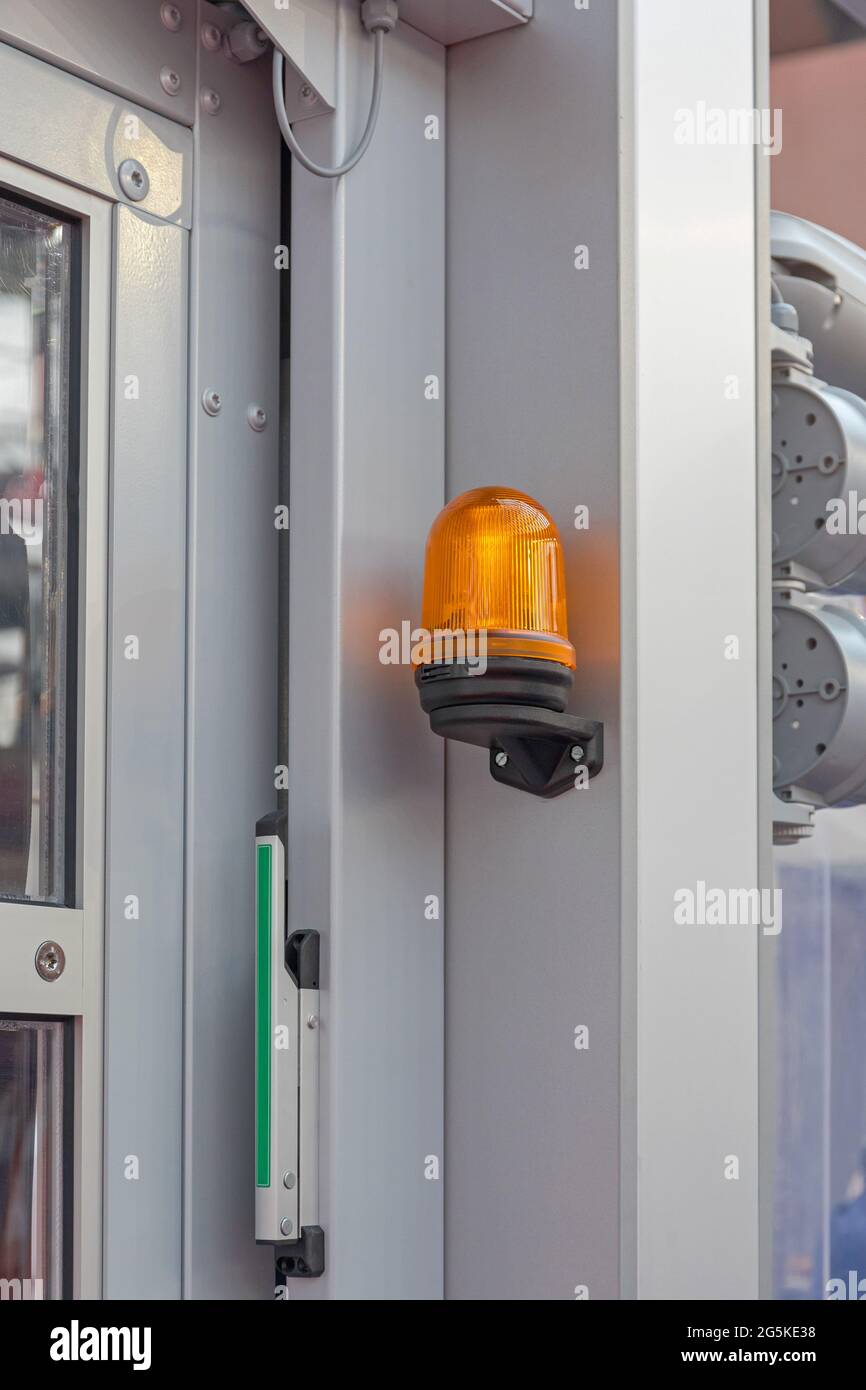 Automated parking structure hi-res stock photography and images - Alamy