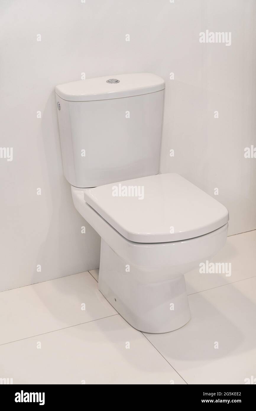 Modern toilet block hi-res stock photography and images - Alamy