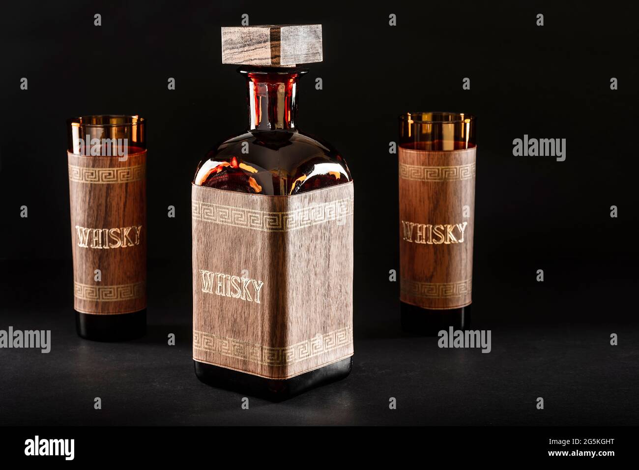 Whisky bar hi-res stock photography and images - Alamy