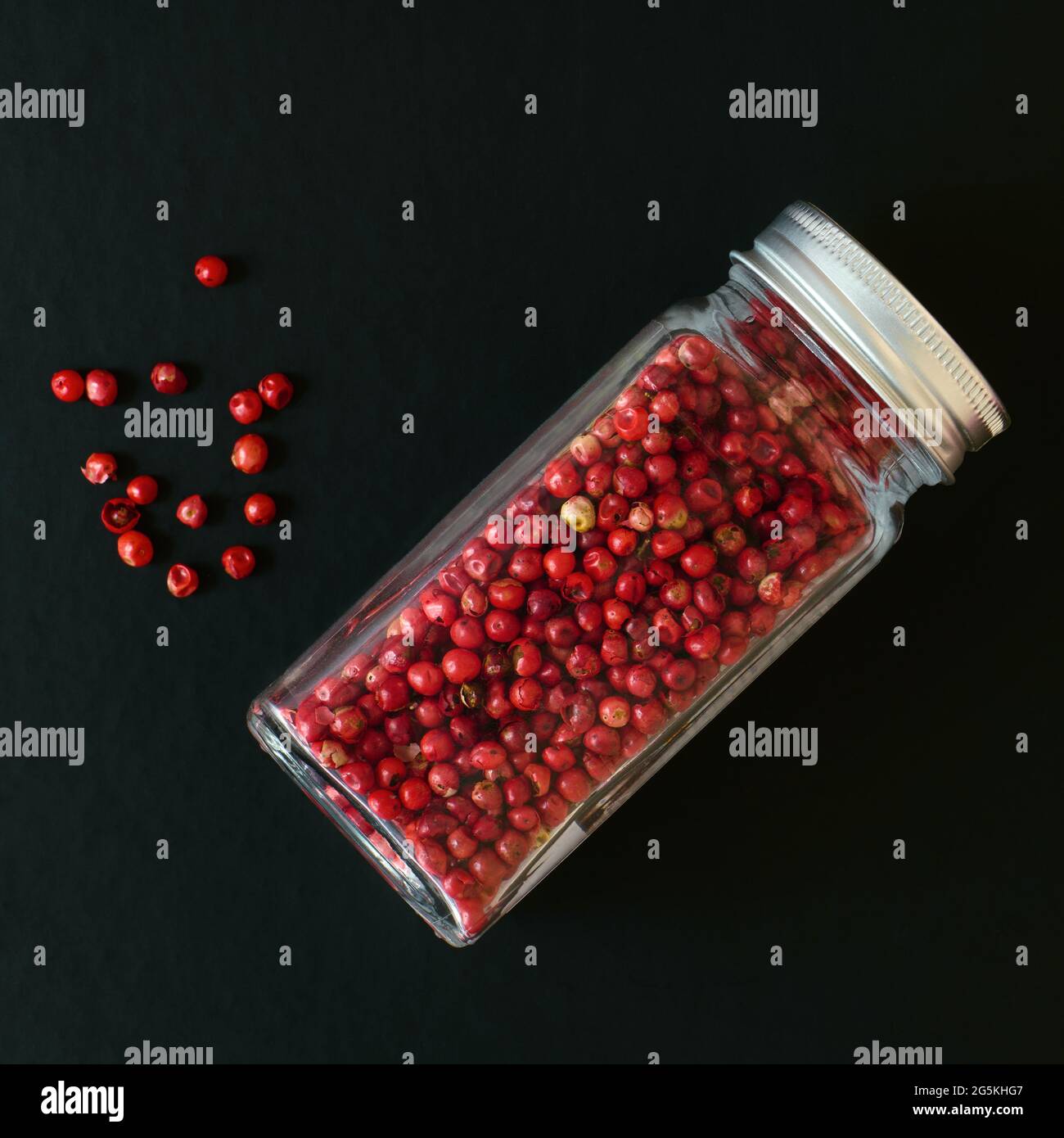 Pink peppercorn hi-res stock photography and images - Alamy