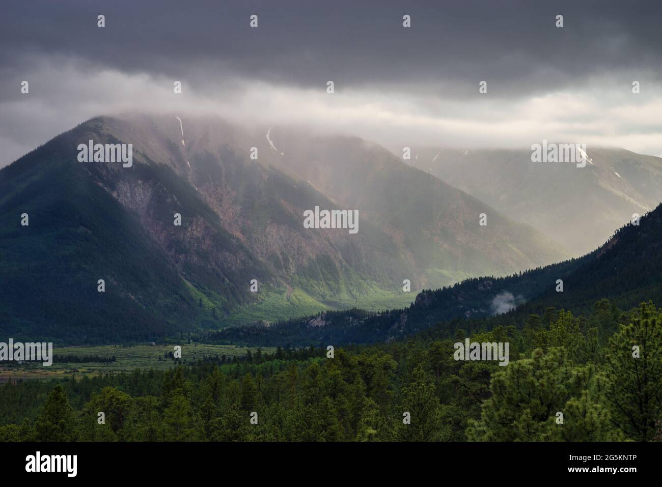 Independence lakes hi-res stock photography and images - Alamy