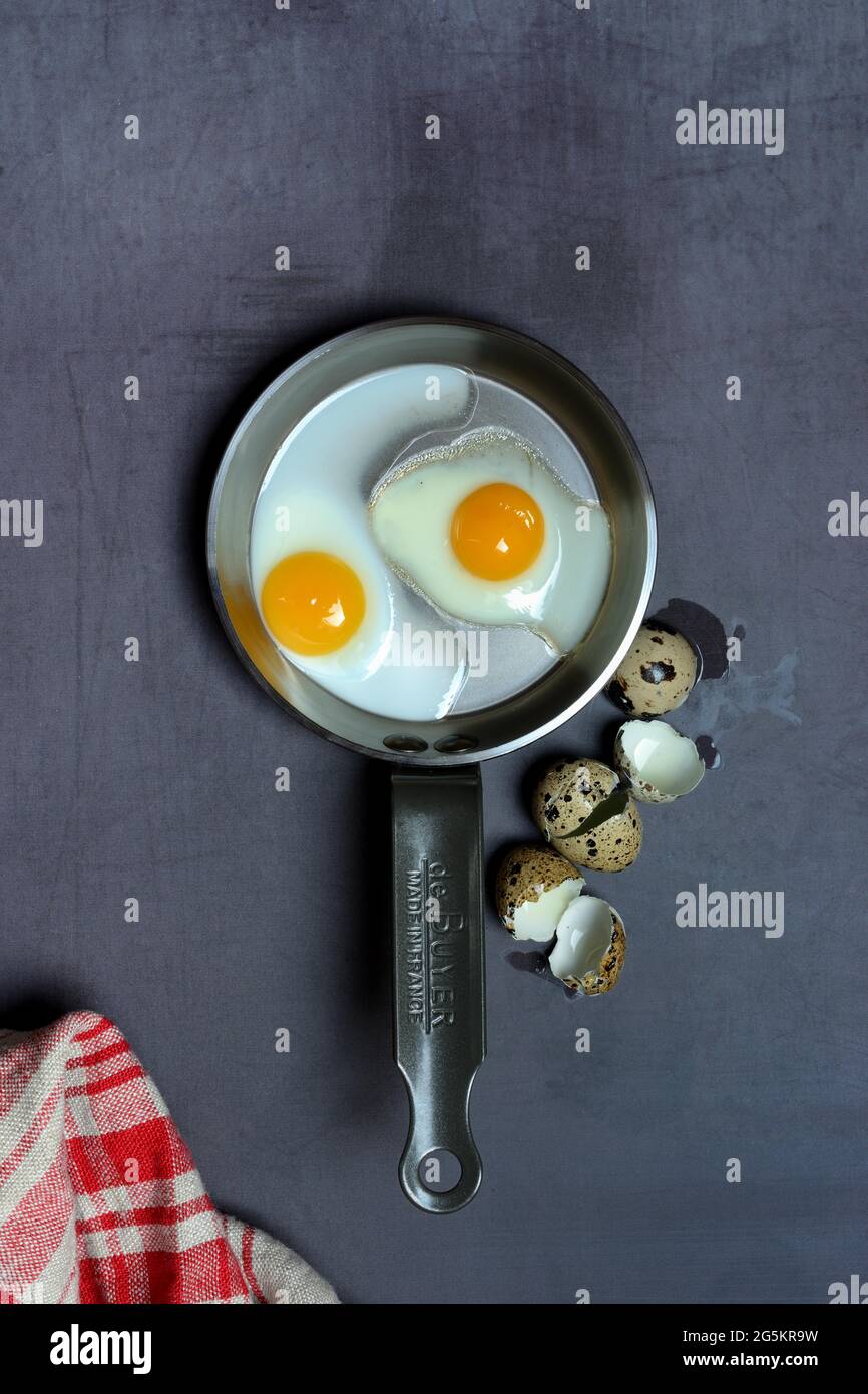 Fried shells hi-res stock photography and images - Alamy