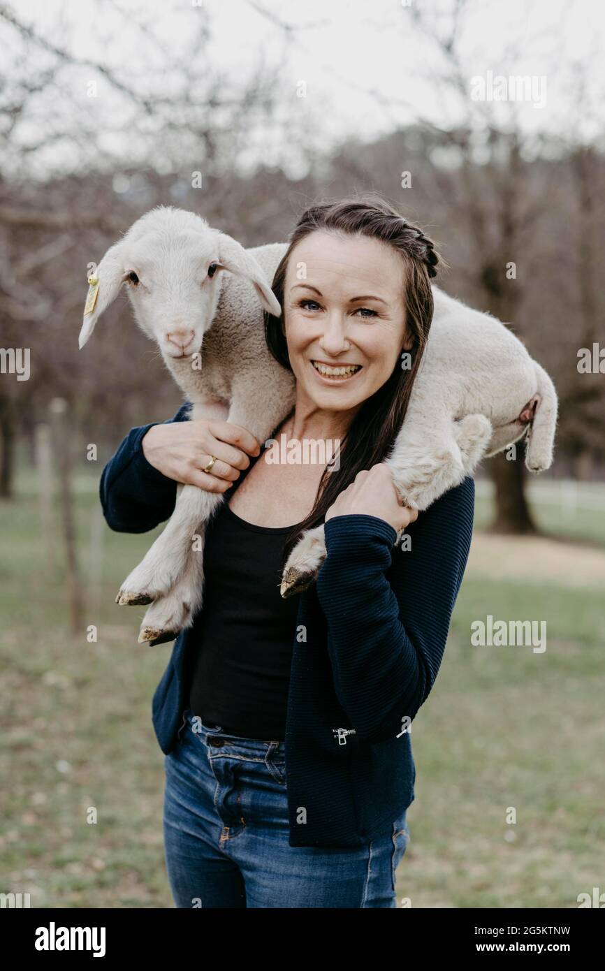 People lamb hi-res stock photography and images - Alamy