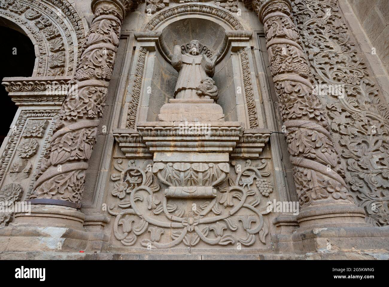 Elaborate stonework on the cathedral, Catedral Basílica San Carlos ...