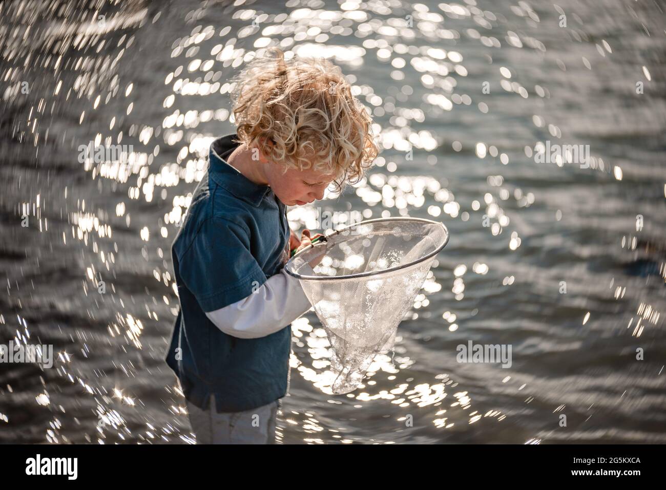 The net water hi-res stock photography and images - Alamy