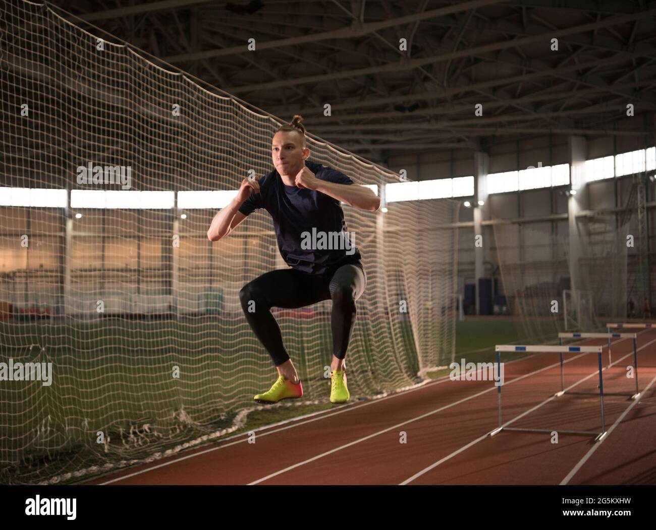 Physical barrier hi-res stock photography and images - Alamy