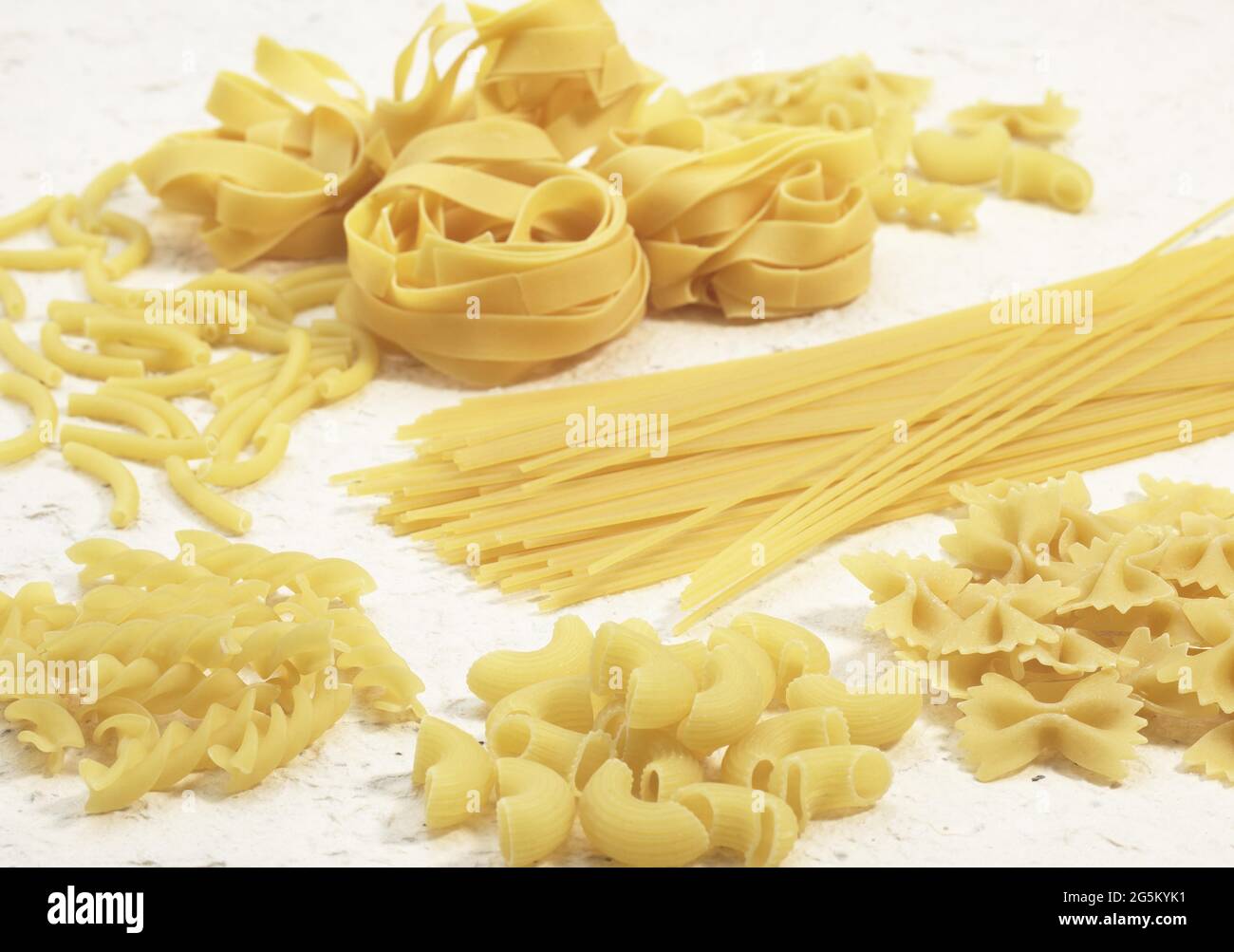 Various types of pasta : spaghettis, pasta shells, macaronis ...