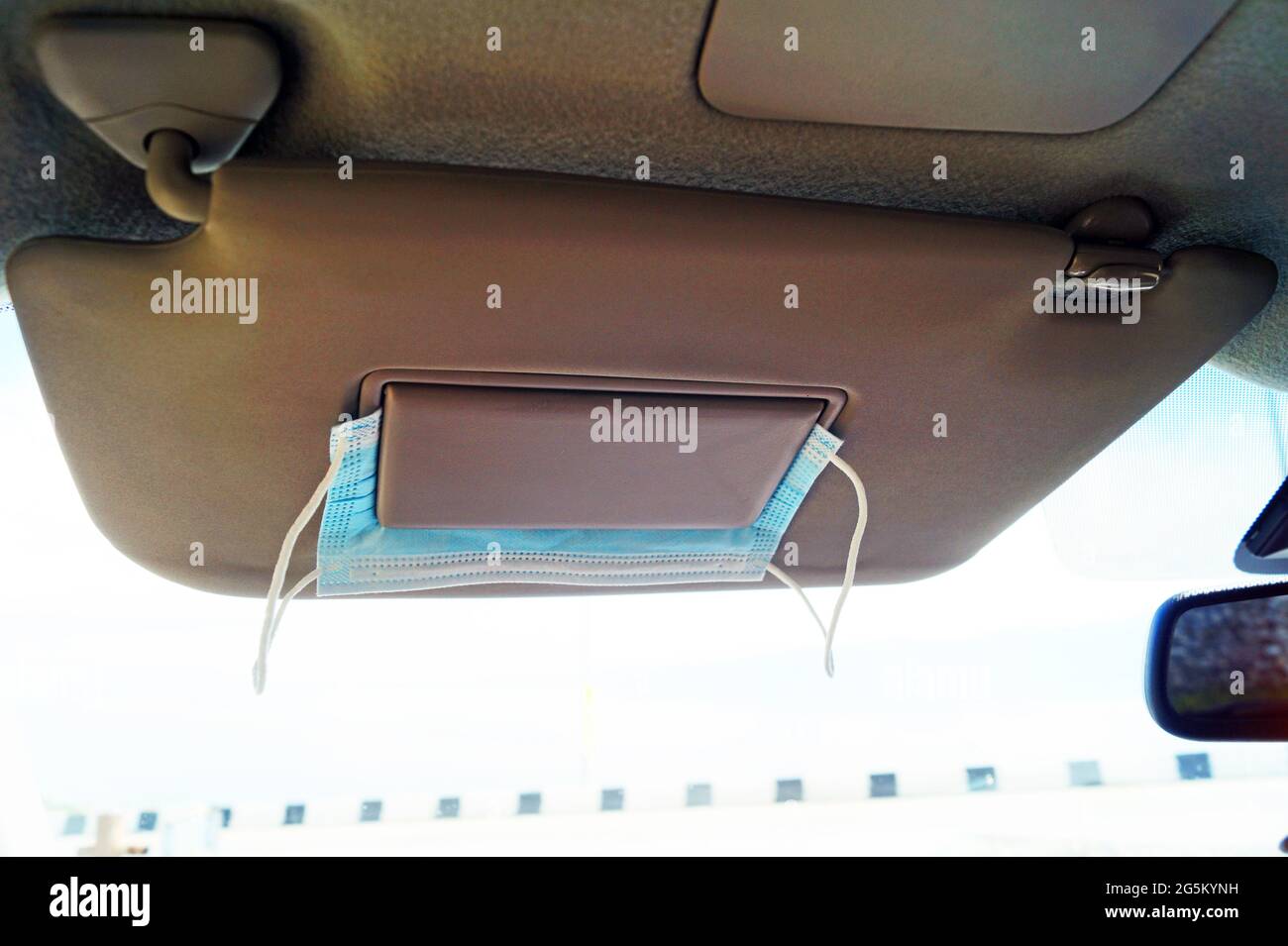 Visor medical hi-res stock photography and images - Alamy