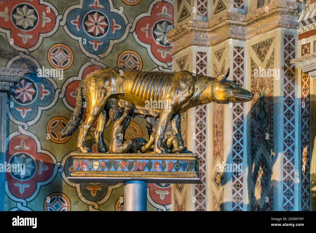 The Sienese She-Wolf, Capitoline She-Wolf, 1429-1430, sculptor Giovanni ...