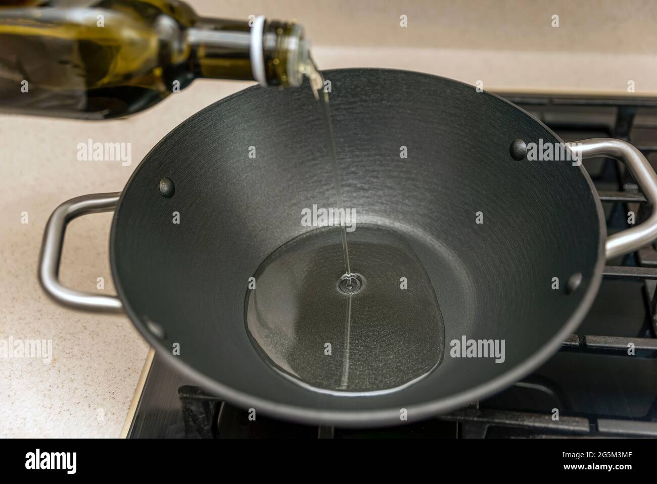 Cooking pilaf in a cauldron, a recipe for real pilaf. Grape seed oil ...