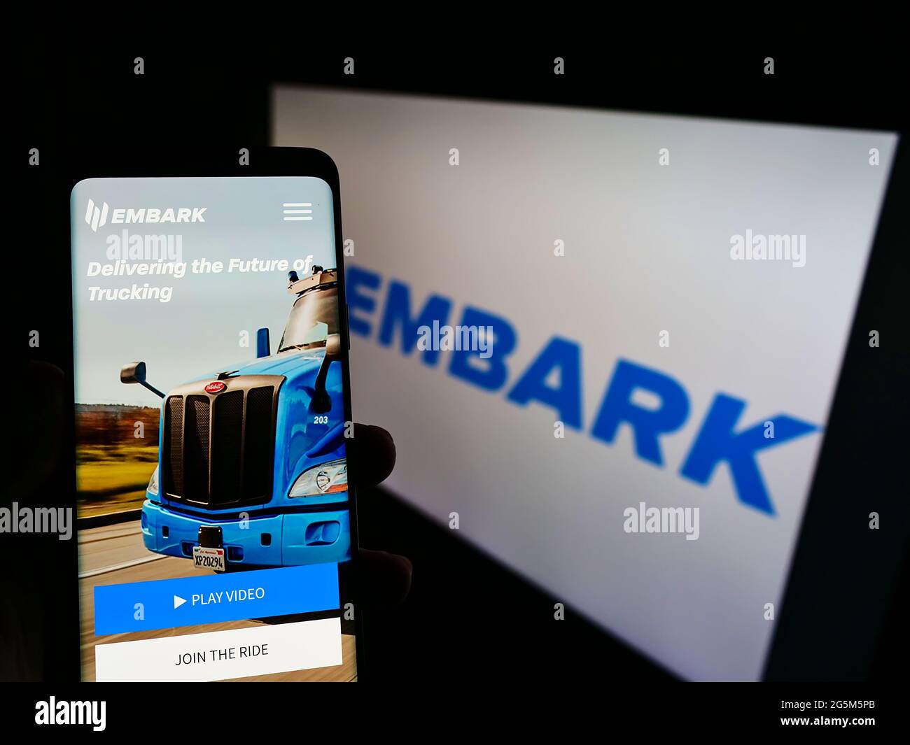 Embark trucks inc hi-res stock photography and images - Alamy