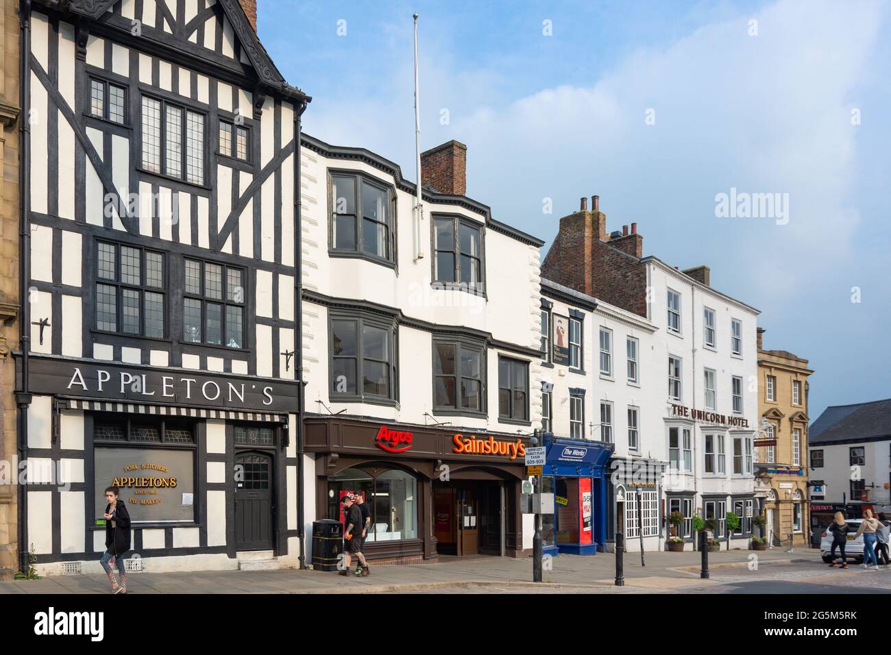 Historical yorkshire buildings hi-res stock photography and images - Alamy