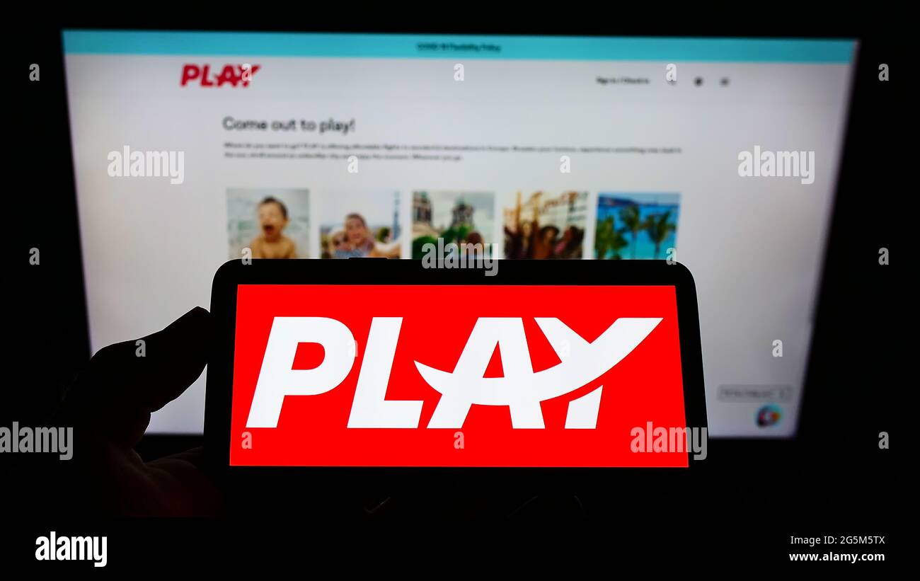 Flyplay hi-res stock photography and images - Alamy