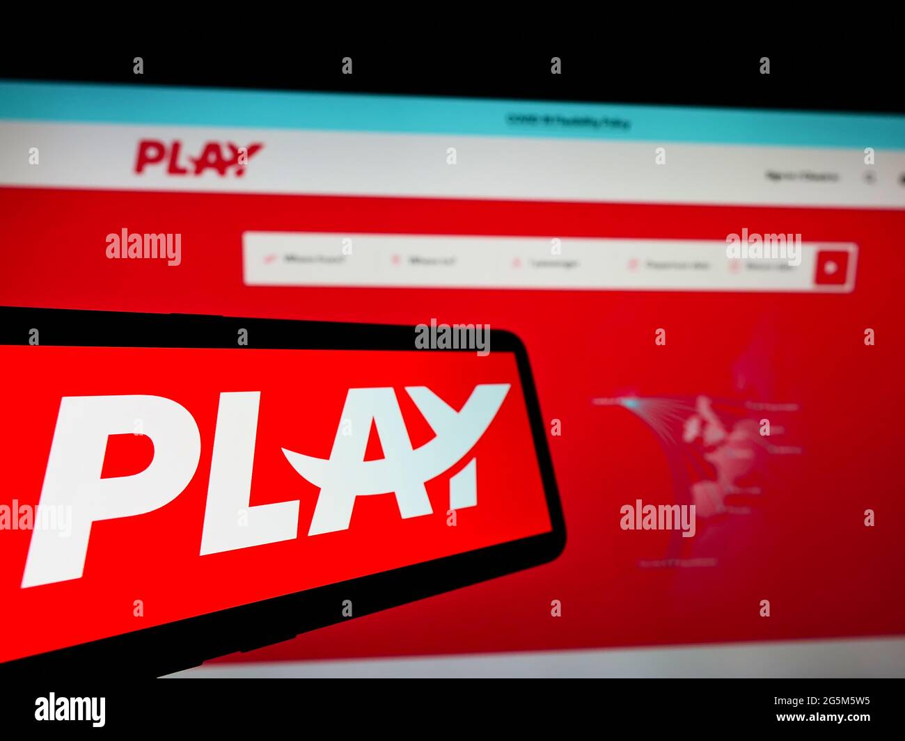 Flyplay hi-res stock photography and images - Alamy