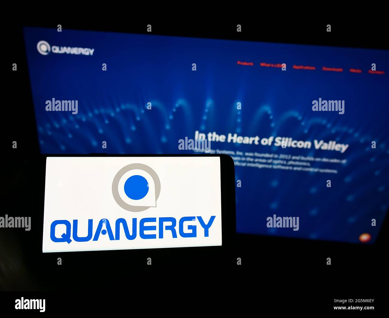 Quanergy logo hi-res stock photography and images - Alamy