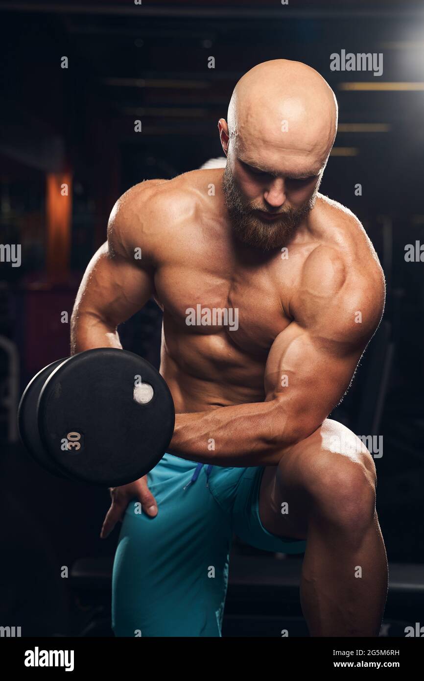 Well bodied hi-res stock photography and images - Alamy