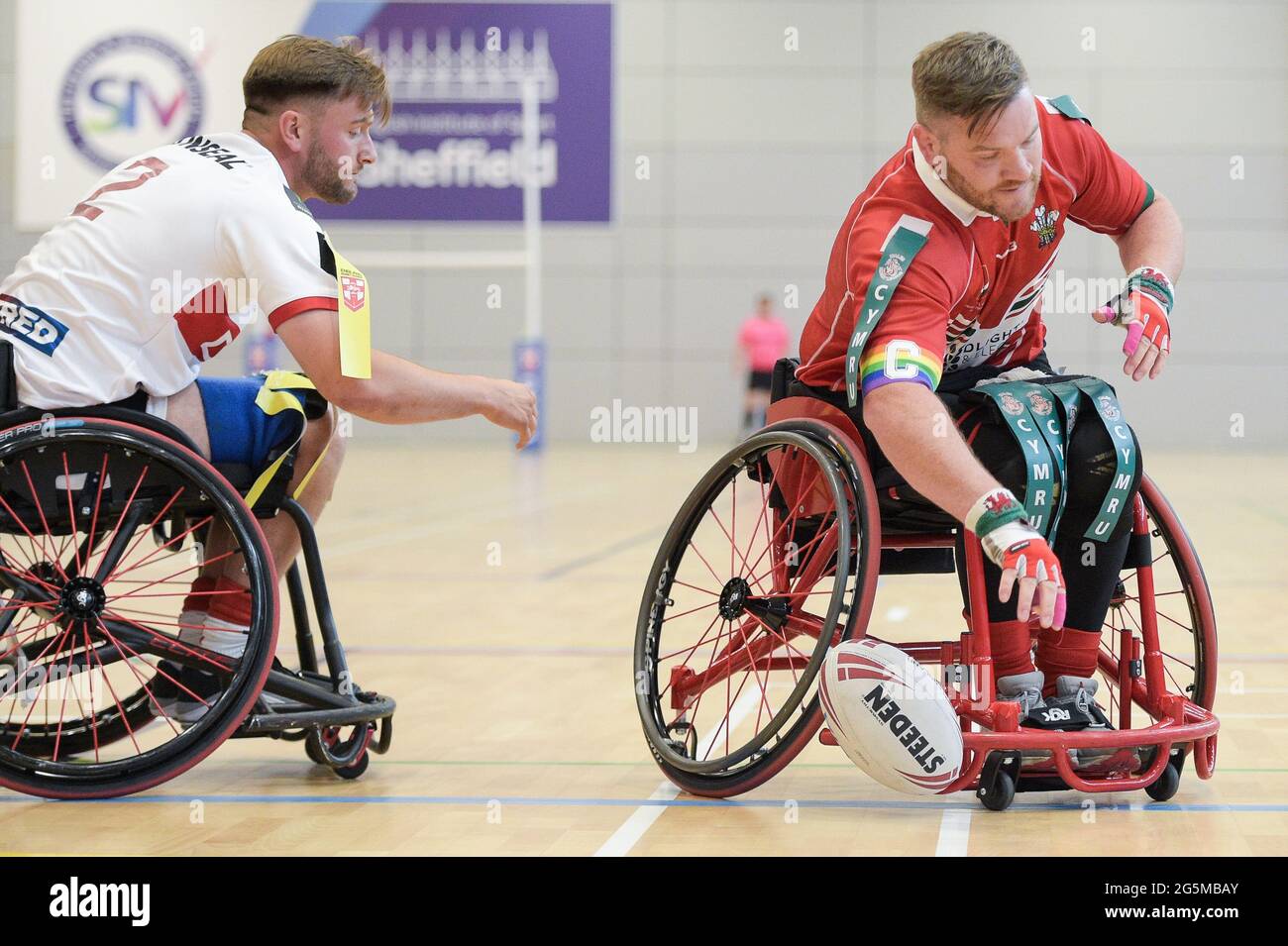 Gary preece captain of wales hi-res stock photography and images - Alamy