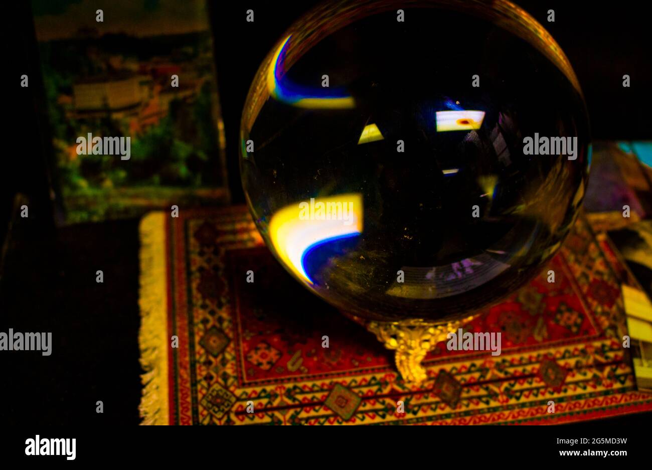 Orbuculum hi-res stock photography and images - Alamy