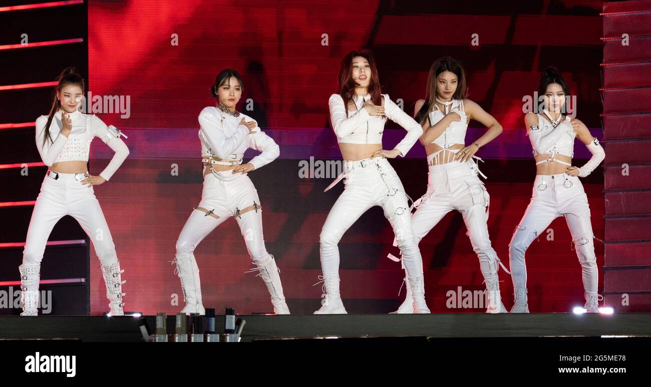 Seoul, South Korea. 26th June, 2021. K-pop girl group ITZY performs on ...