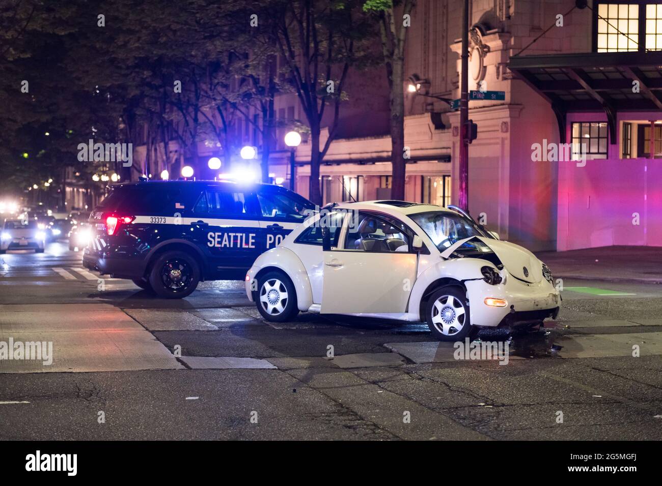 Seattle, USA. 28th Jun, 2021. Late in the evening a two-vehicle ...