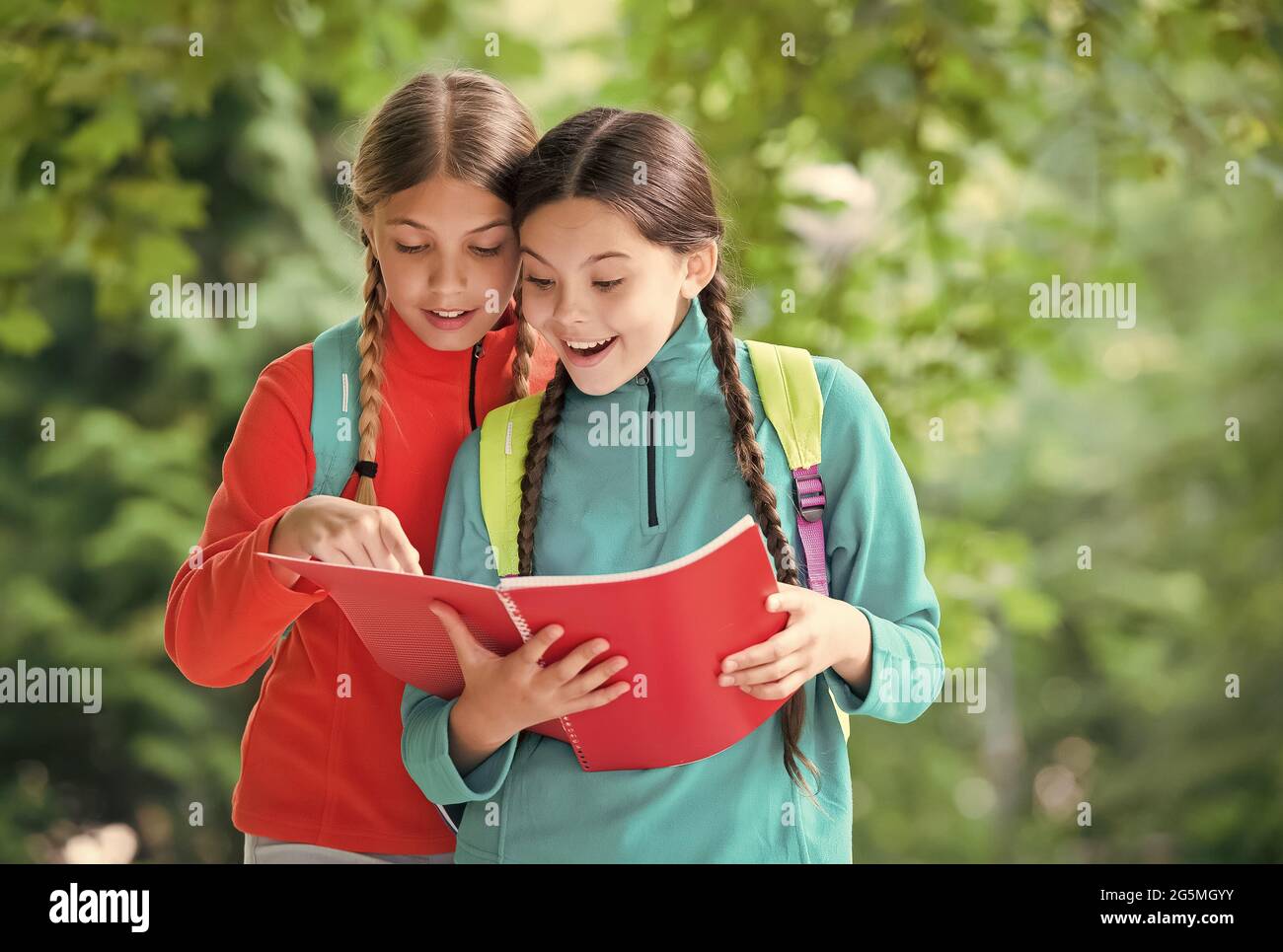 Children backpacks map hi-res stock photography and images - Alamy