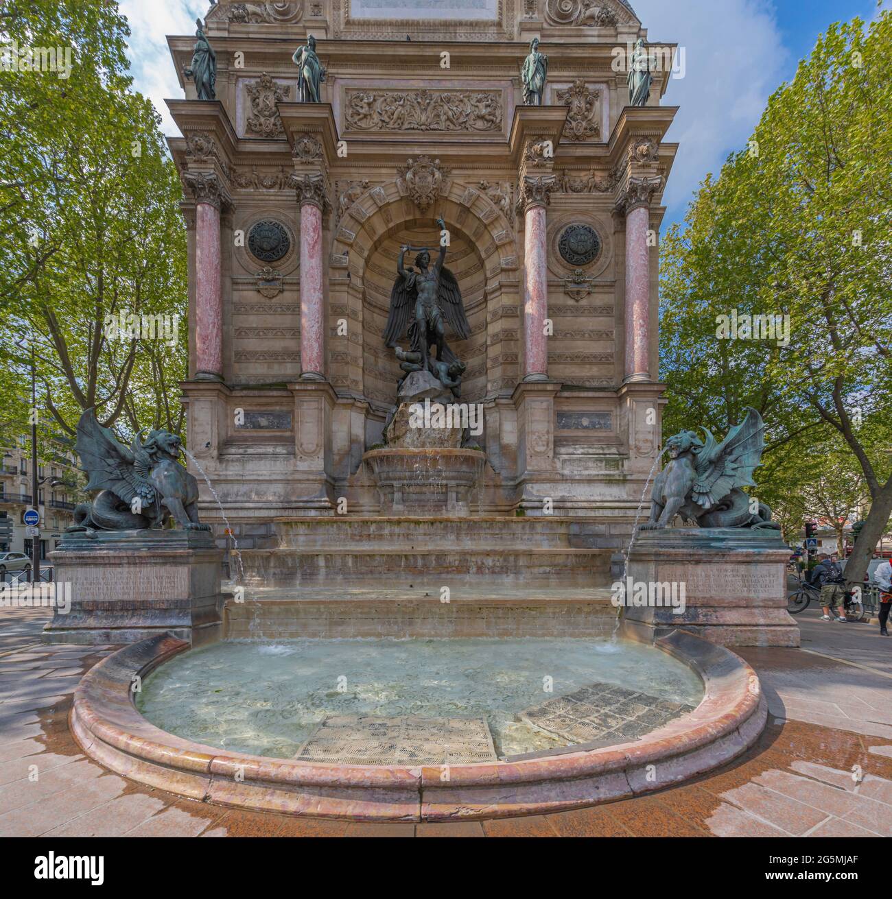 Struggle of good against evil hi-res stock photography and images - Alamy