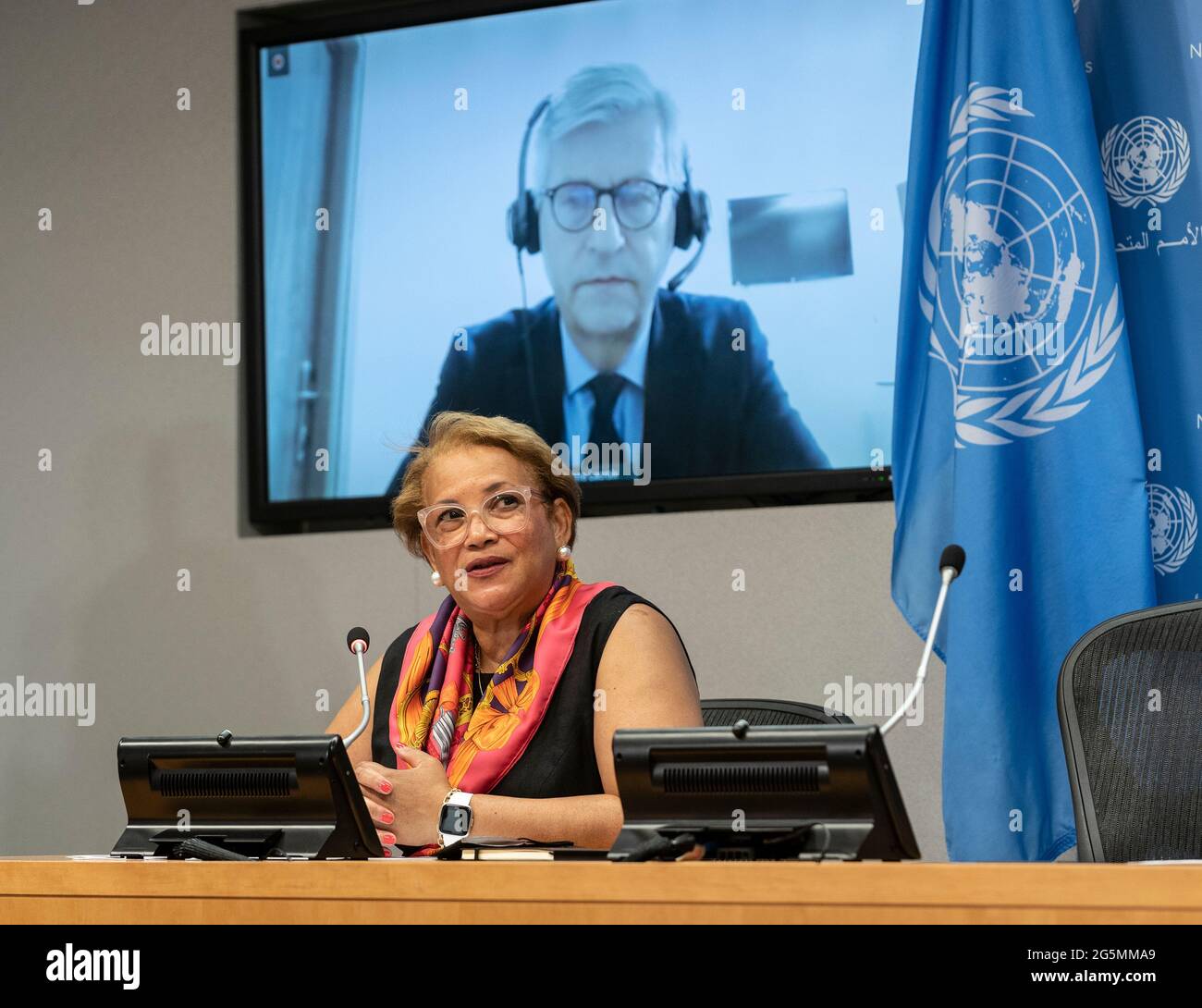 South africa un ambassador mathu joyini hi-res stock photography and ...