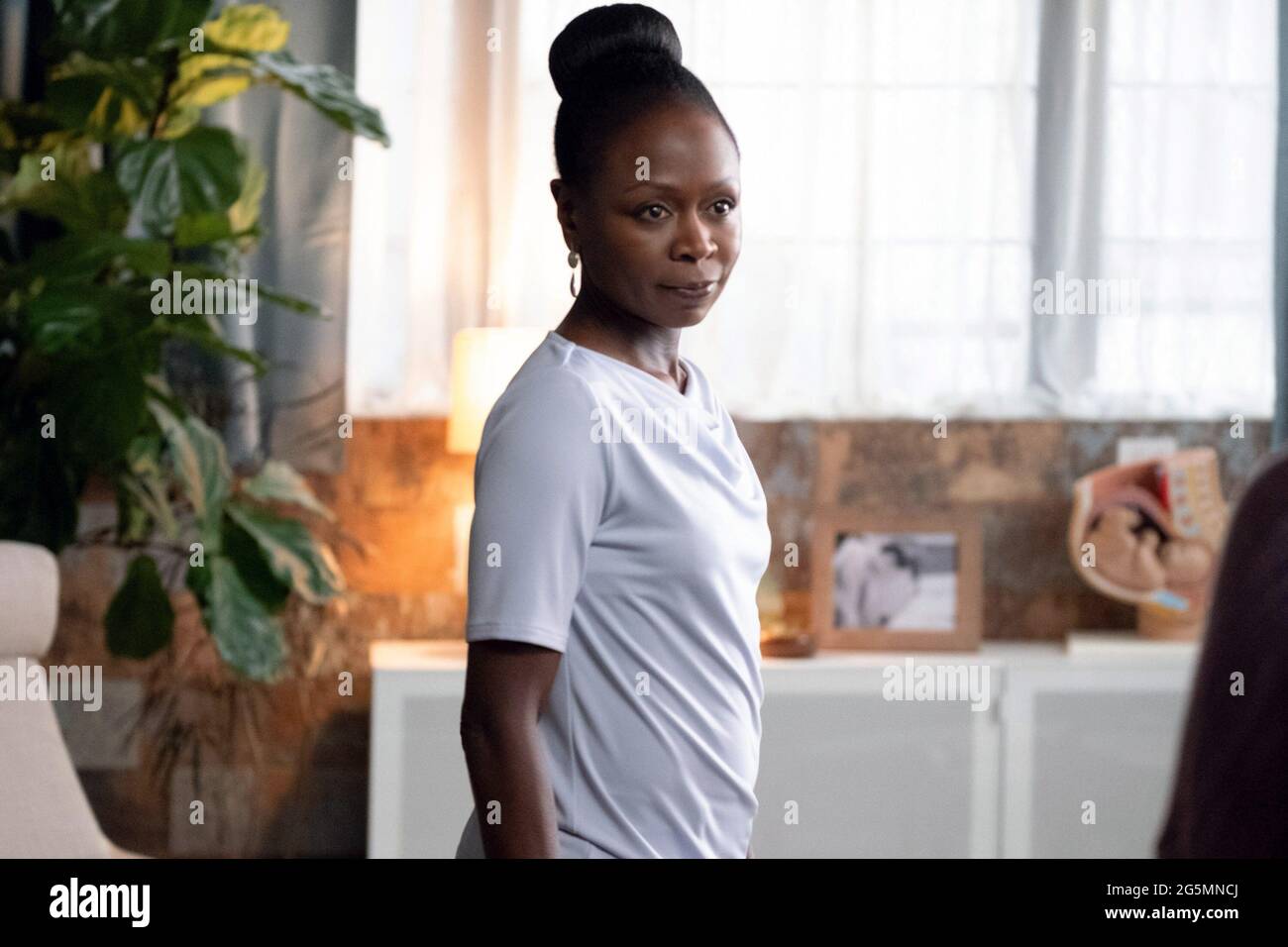 FALSE POSITIVE, Zainab Jah, 2021. ph: Emily Aragones / © Hulu ...