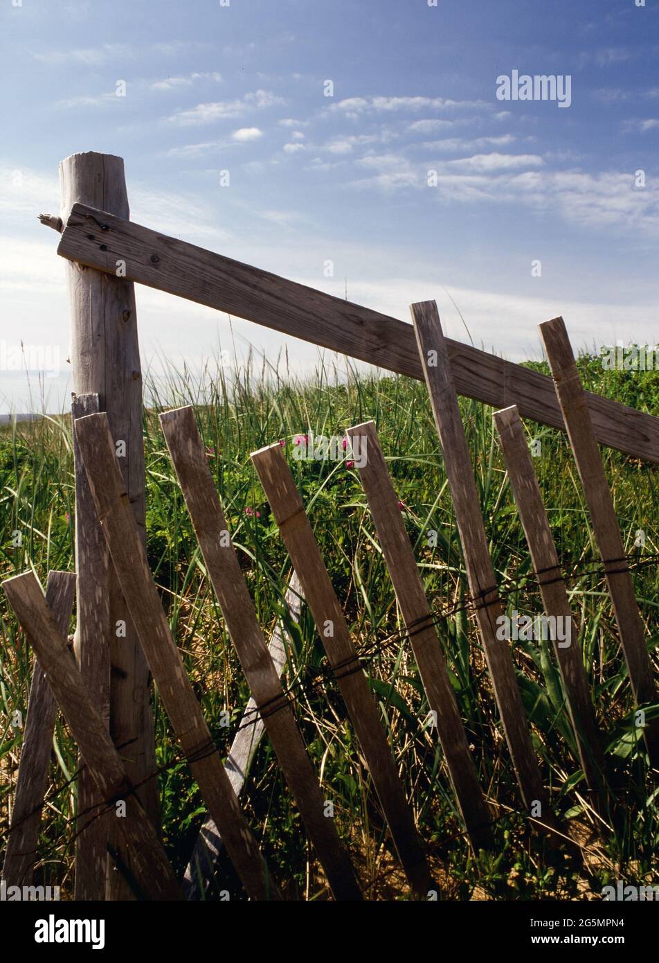 Seascape fence hi-res stock photography and images - Alamy