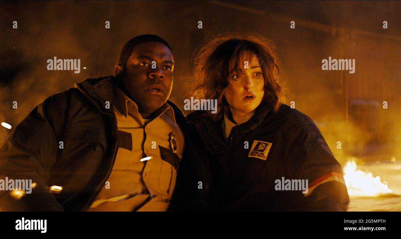 WEREWOLVES WITHIN, from left: Sam Richardson, Milana Vayntrub, 2021 ...