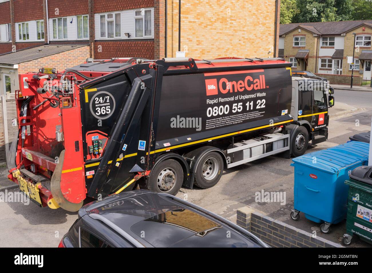 Removal lorry hi-res stock photography and images - Alamy