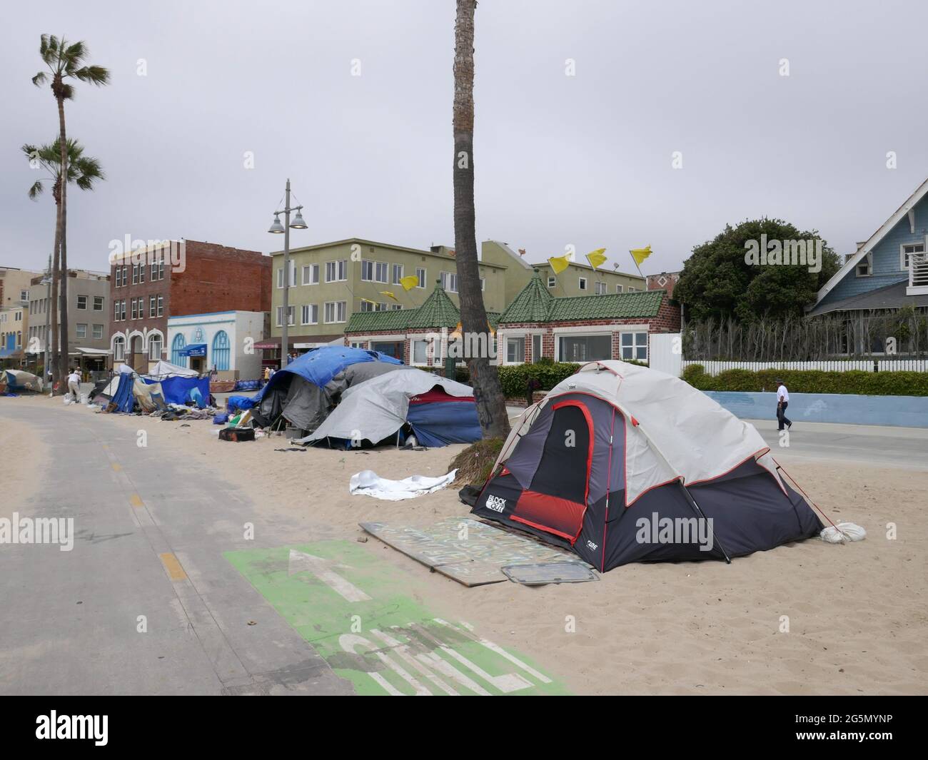Homeless Venice Beach High Resolution Stock Photography and Images - Alamy