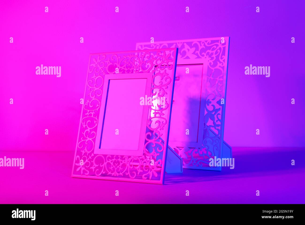 Empty Picture Frames High Resolution Stock Photography and Images - Alamy