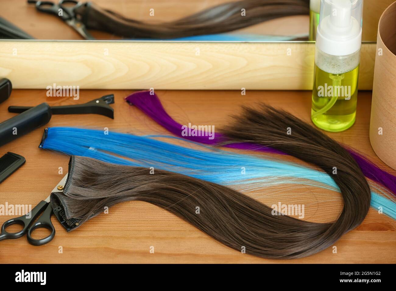 Hair extension lay hi-res stock photography and images - Alamy