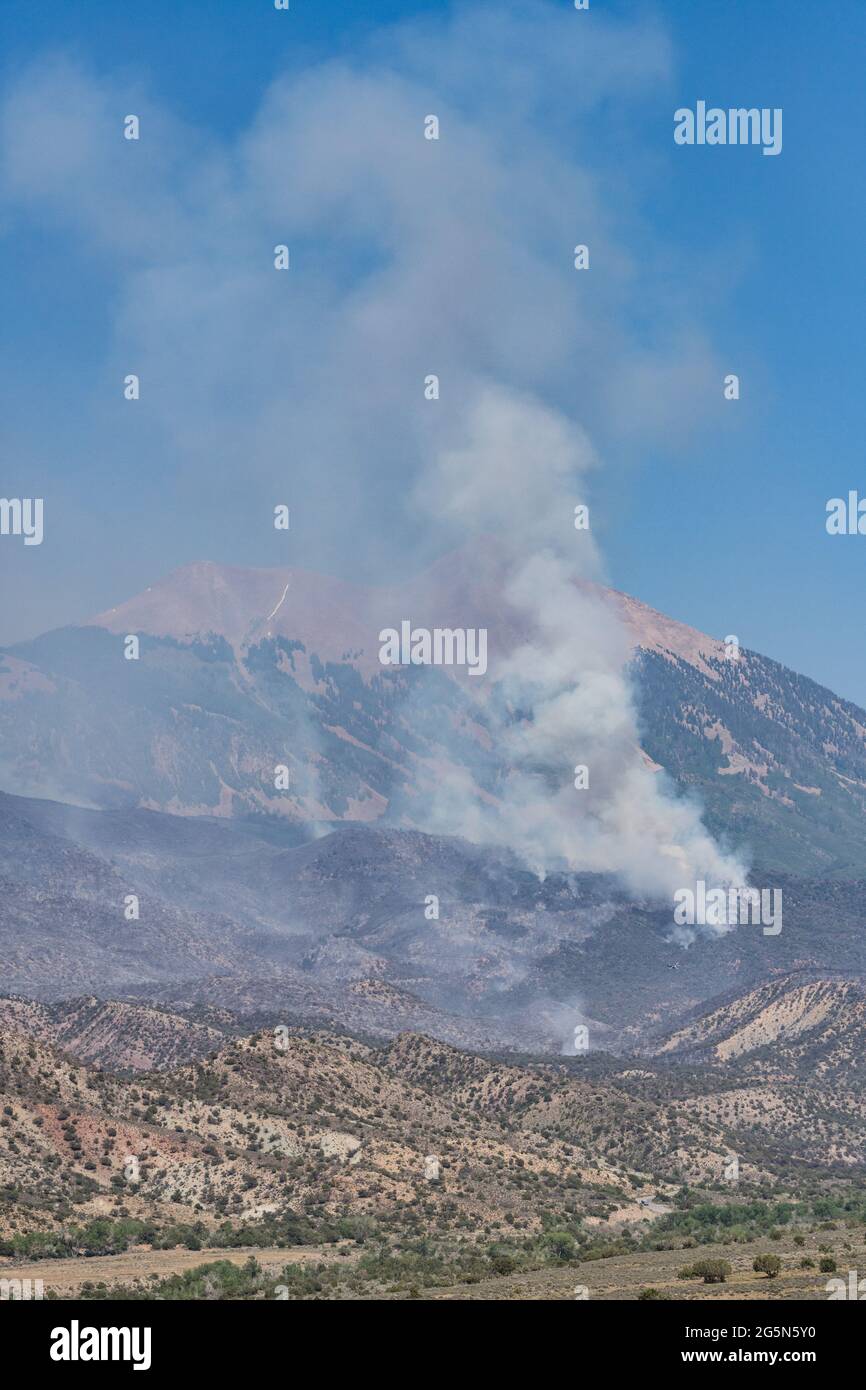 Civilian firefighting hi-res stock photography and images - Alamy