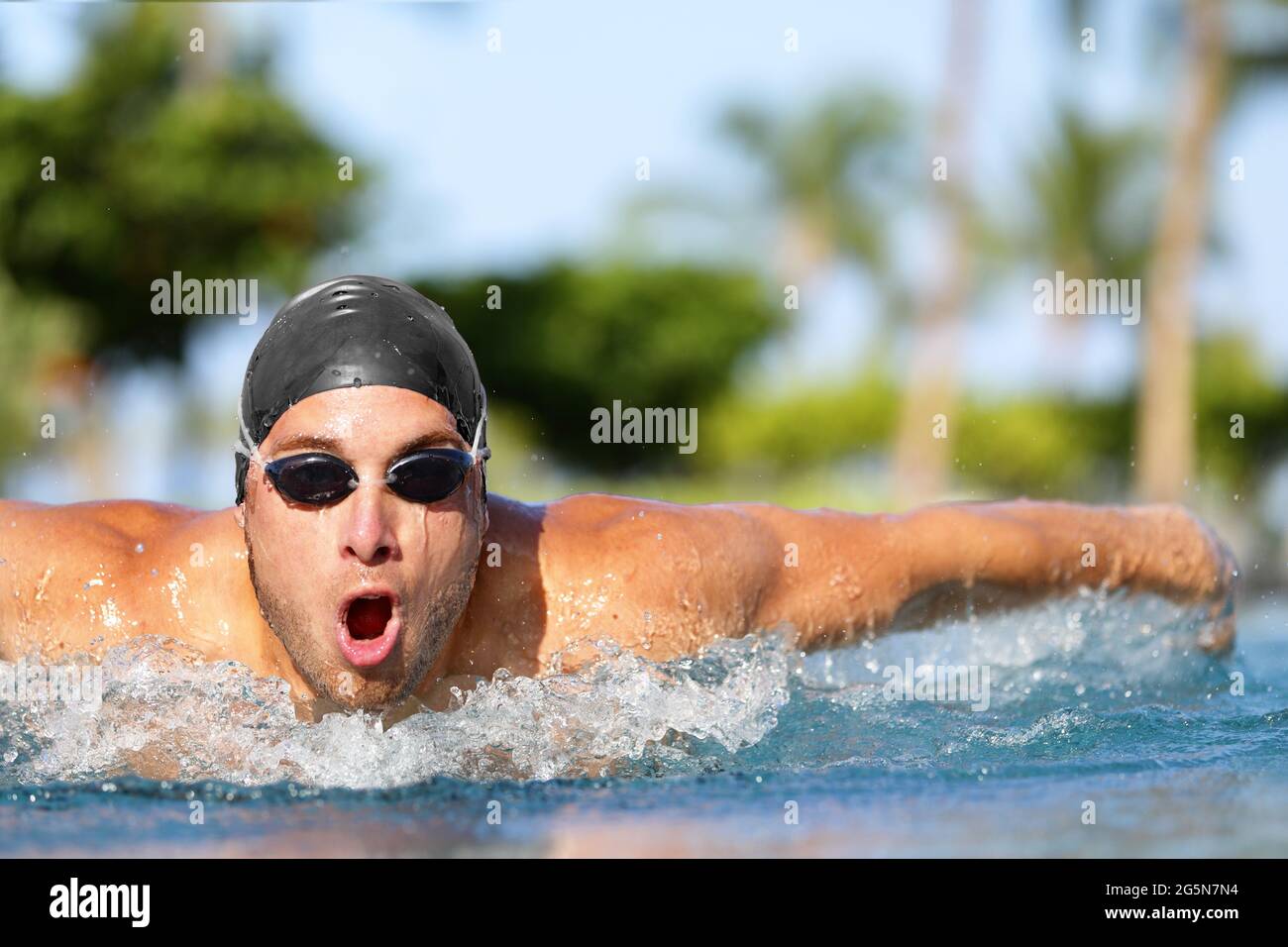 Pro swimmer hi-res stock photography and images - Alamy