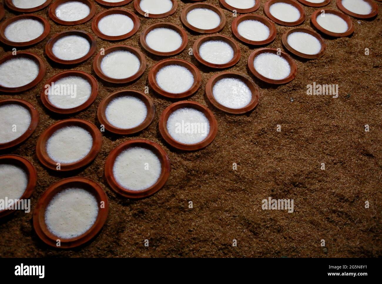 Beaten rice hi-res stock photography and images - Alamy