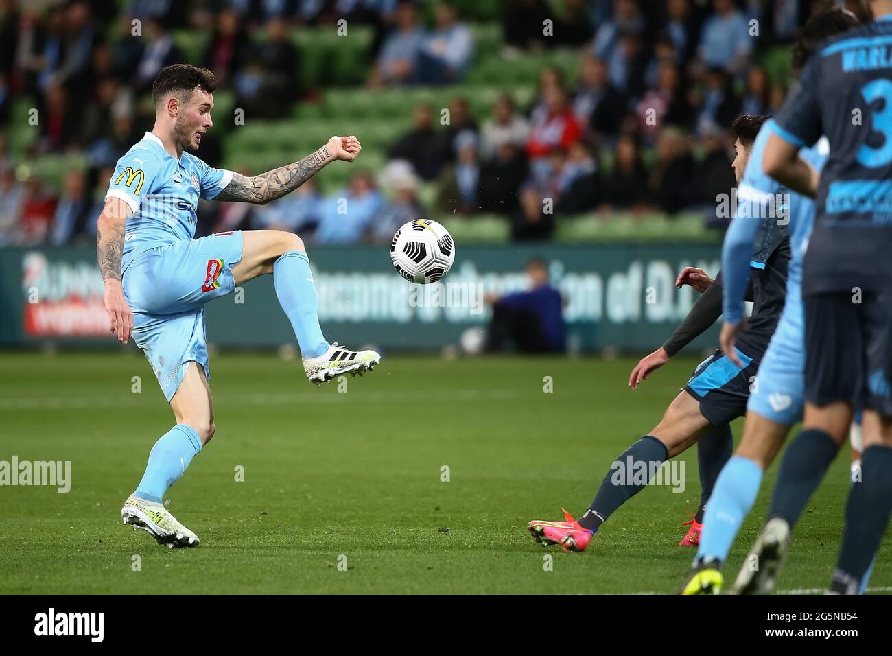 Aiden oneill soccer player hi-res stock photography and images - Alamy