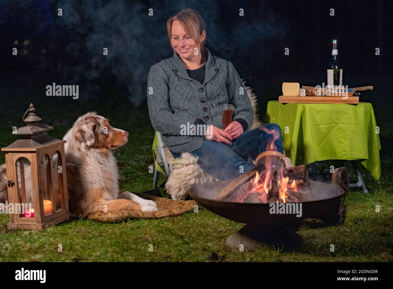 Australian campfire fun hi-res stock photography and images - Alamy