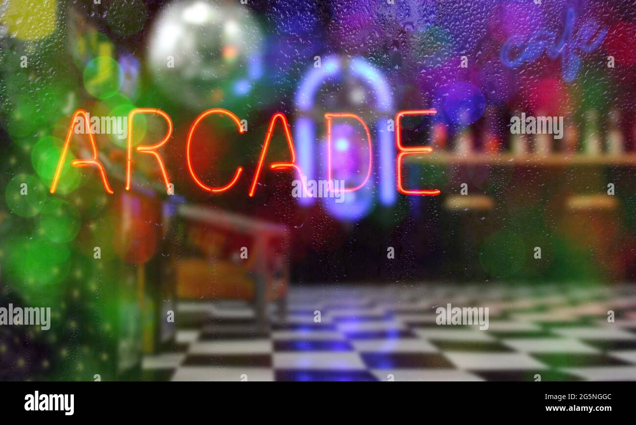 Neon arcade sign hi-res stock photography and images - Alamy