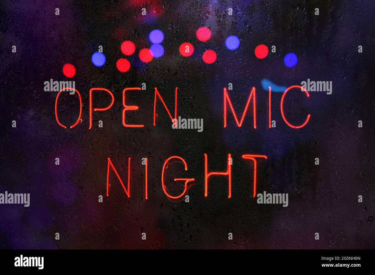 Open mic night hi-res stock photography and images - Alamy