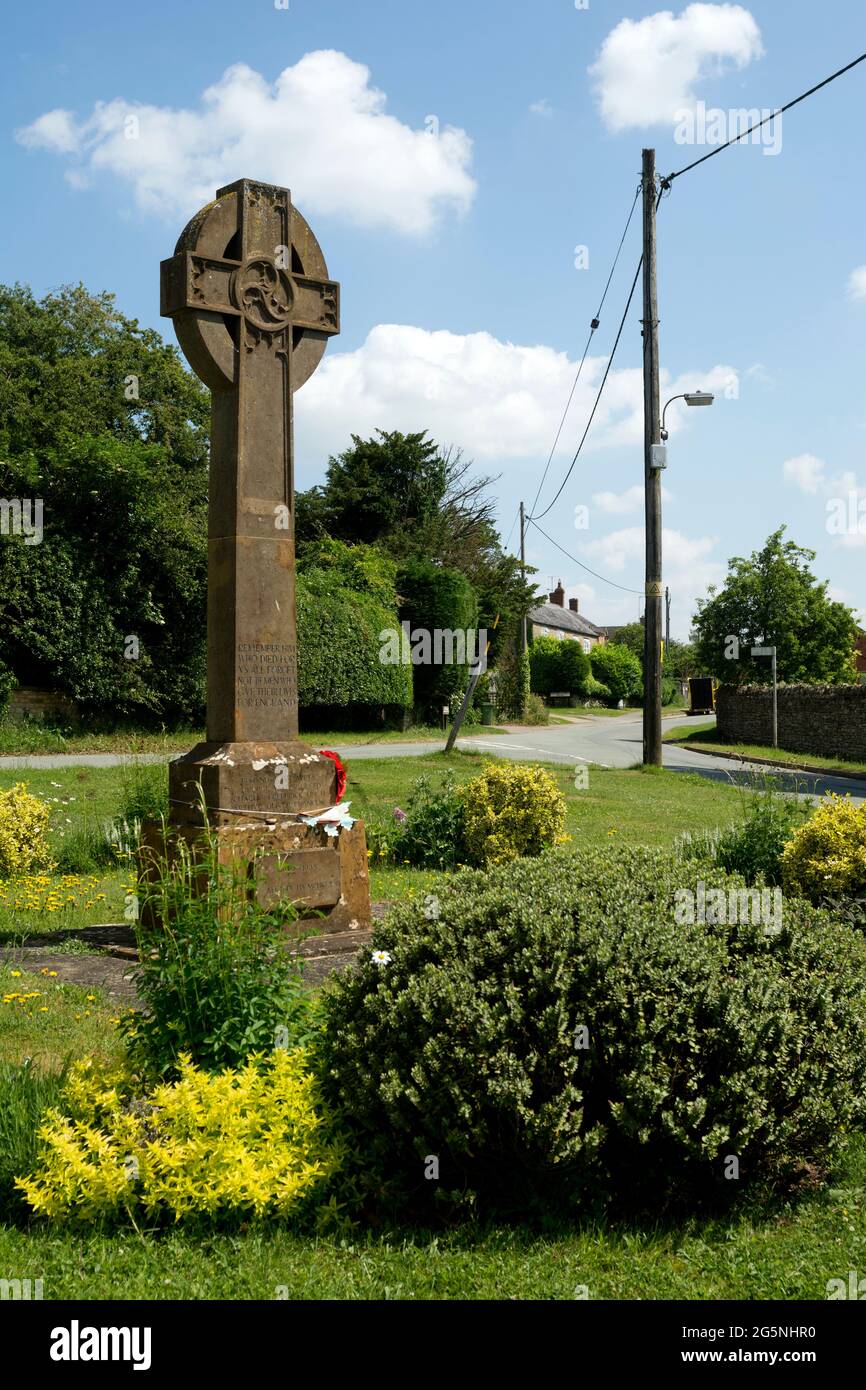 Helmdon village war memorial, Northamptonshire, England, UK Stock Photo ...