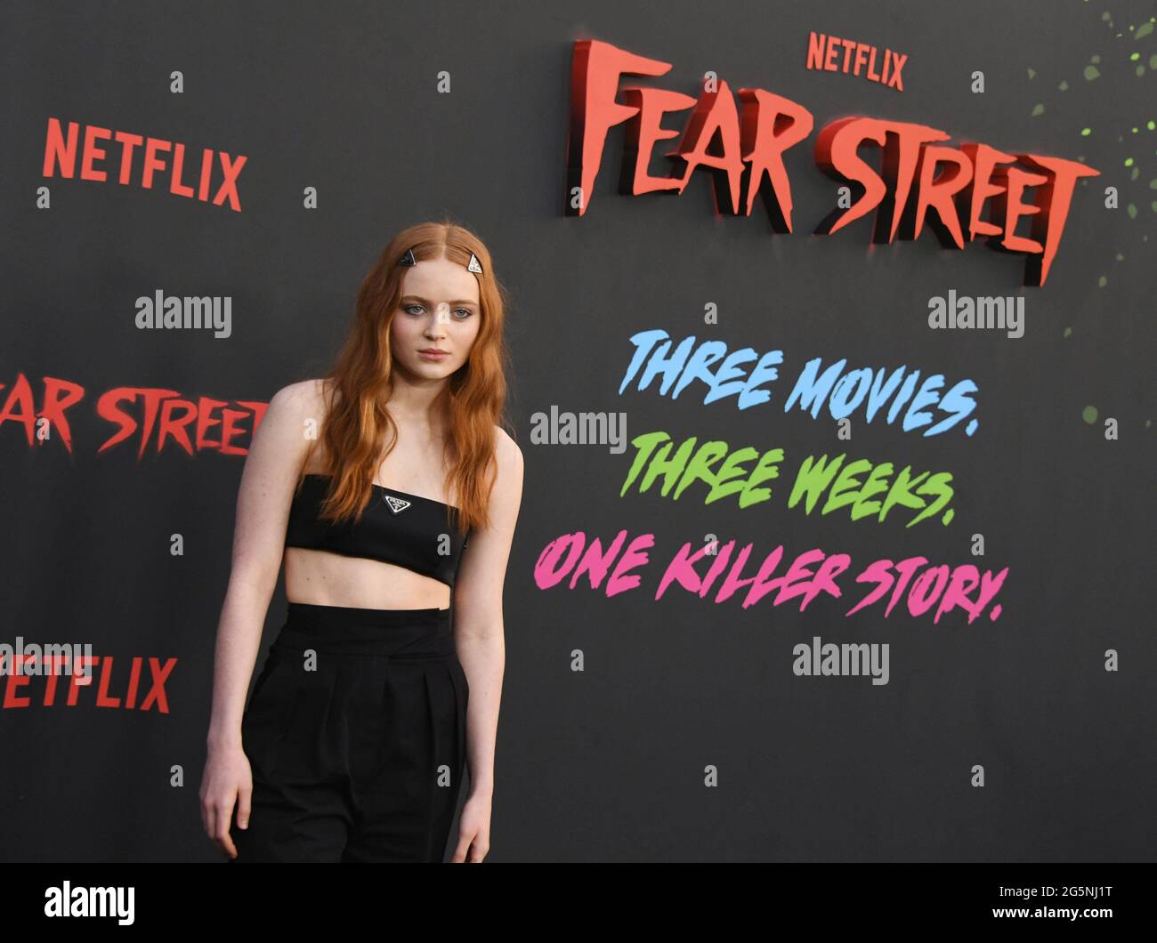 Sadie sink fear street hi-res stock photography and images - Alamy