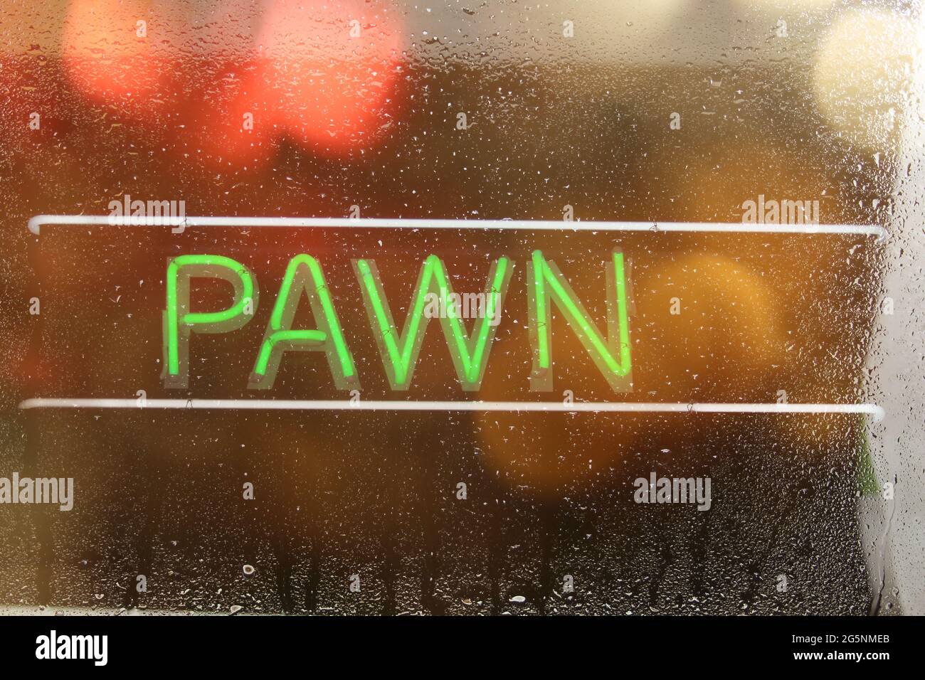 Vintaeg Neon Pawn Shop Signage Green Neon Stock Photo - Alamy