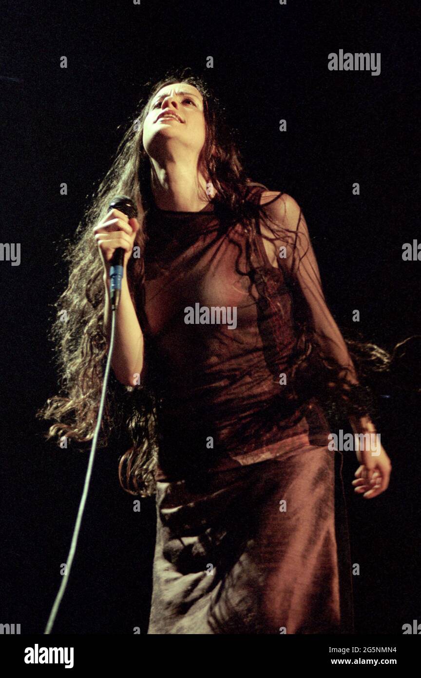 Milan Italy, 26 /06/ 1999 : Live concert of Alanis Morissette at the ...