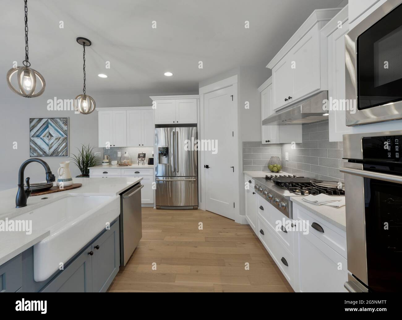 Modern residential kitchen interior Stock Photo - Alamy