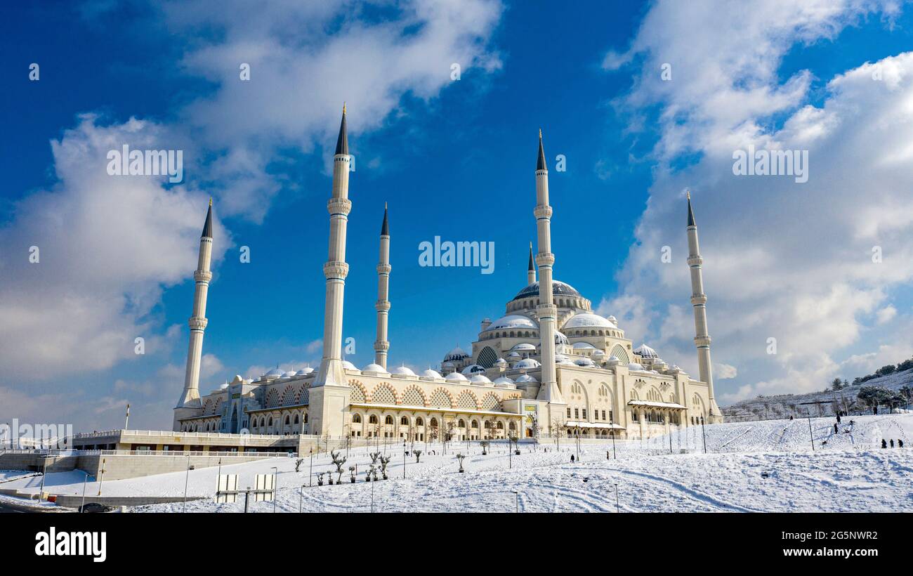 Camlica Mosque is the largest mosque in the history of the republic ...