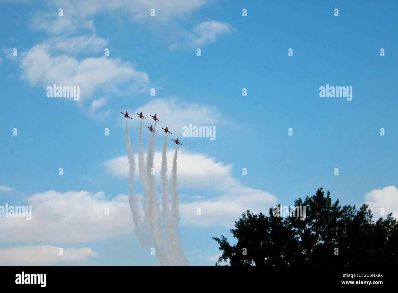 Turkish stars aircraft aerobatic team show Stock Photo - Alamy