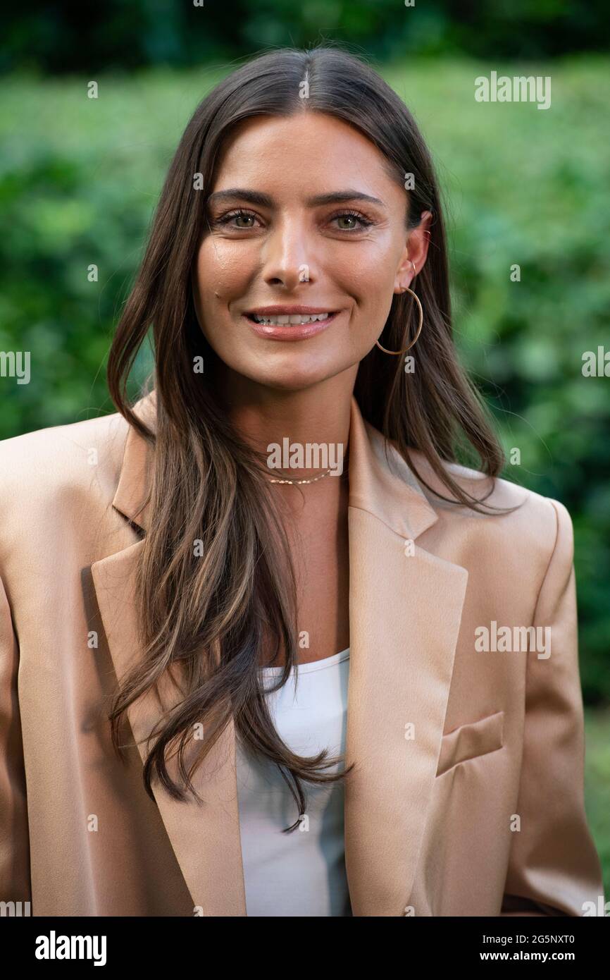 Duesseldorf, Deutschland. 25th June, 2021. Actress Sophia THOMALLA in ...